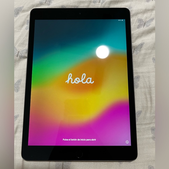 Apple | Tablets & Accessories | Ipad 9th Generation Model A262 | Poshmark